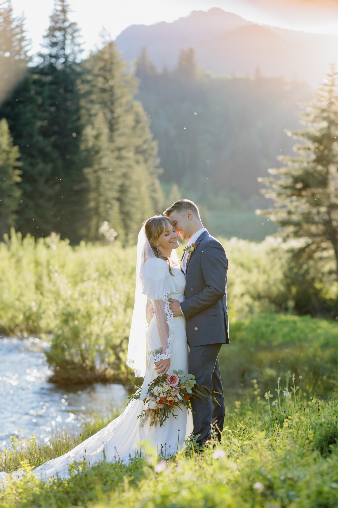 Mountain Bridal Photoshoot | Emily & Alex | Utah Wedding Photographers ...